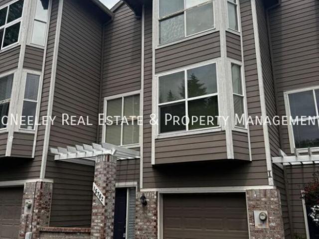 2 Br, 3 bath, Single Family 15762 SW Flagstone Drive