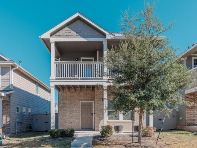 2 Br, 3 bath, Single Family 17915 Papaveri Way