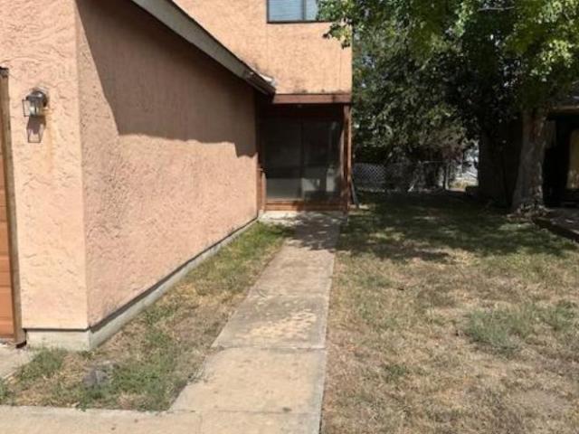 2 Br, 3 bath, Single Family 1010 Crockett St