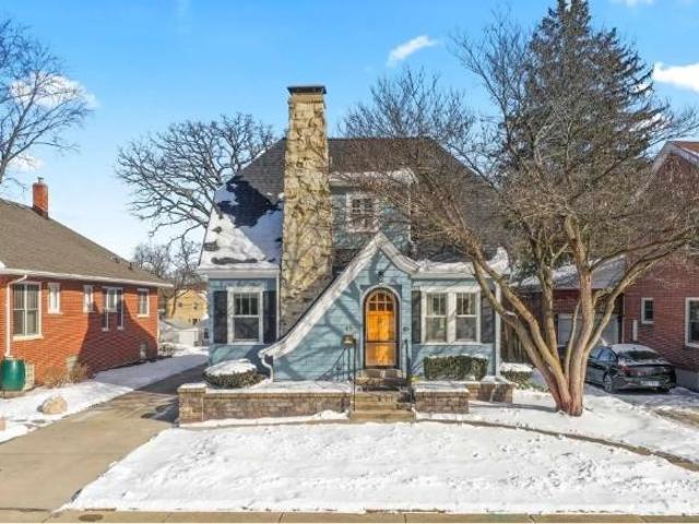 2 Br, 3 bath, Single Family 13 Hamilton Ave