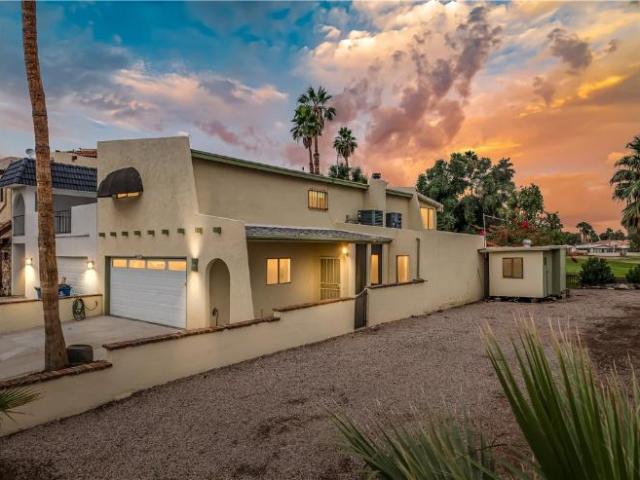 2 Br, 3 bath, Single Family 2687 Country Club Drive