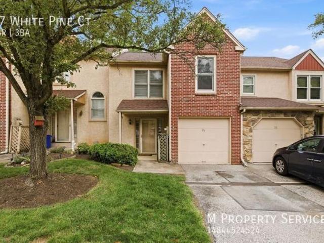 2 Br, 3 bath, Single Family 27 White Pine Ct