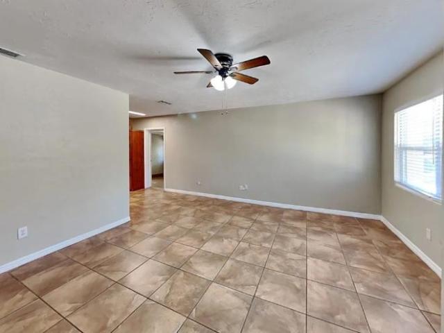 2 Br, 3 bath, Single Family 2851 Us Highway