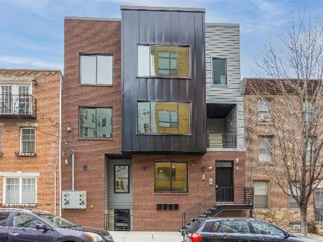 2 Br, 3 bath, Single Family 2125 East Norris Street