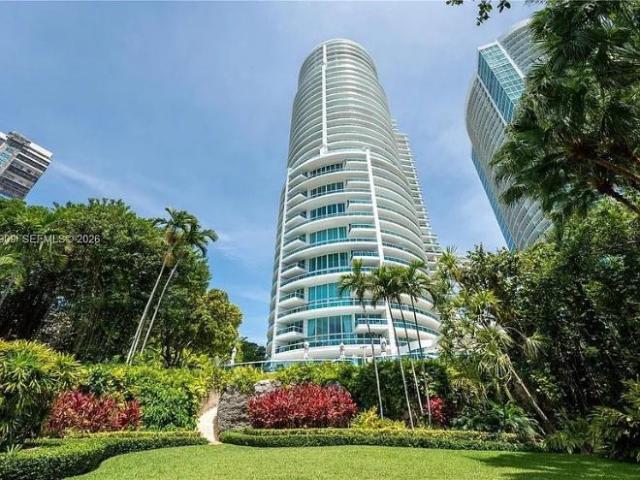 2 Br, 3 bath, Single Family 2127 Brickell Ave