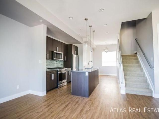 2 Br, 3 bath, Single Family 3030 W 19th Avenue