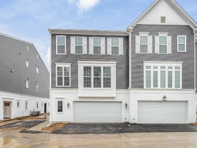 2 Br, 3 bath, Single Family 3117 Stall Ln