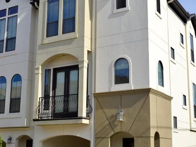 2 Br, 3 bath, Single Family 3127 Fairdale Oaks East