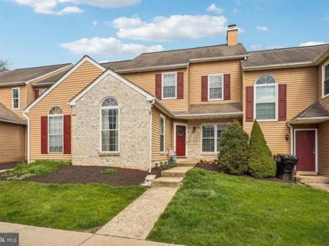 2 Br, 3 bath, Single Family 3 Aspen Way