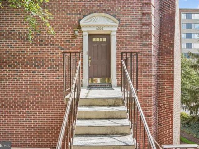 2 Br, 3 bath, Single Family 4305 Massachusetts Ave Nw