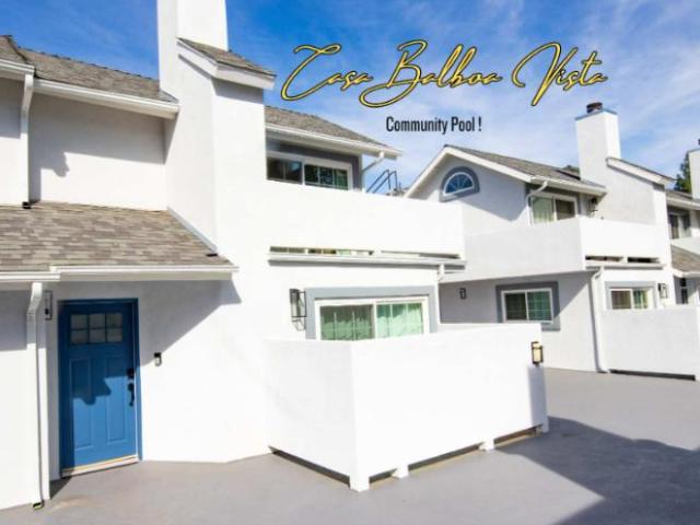 2 Br, 3 bath, Single Family 7310 Balboa Blvd