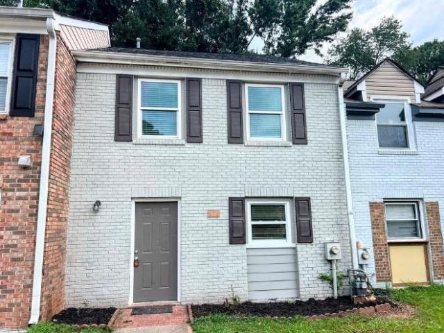2 Br, 3 bath, Single Family 872 Baltimore Pl SW