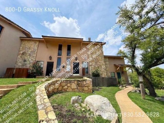 2 Br, 3 bath, Single Family 800 Grassy Knoll