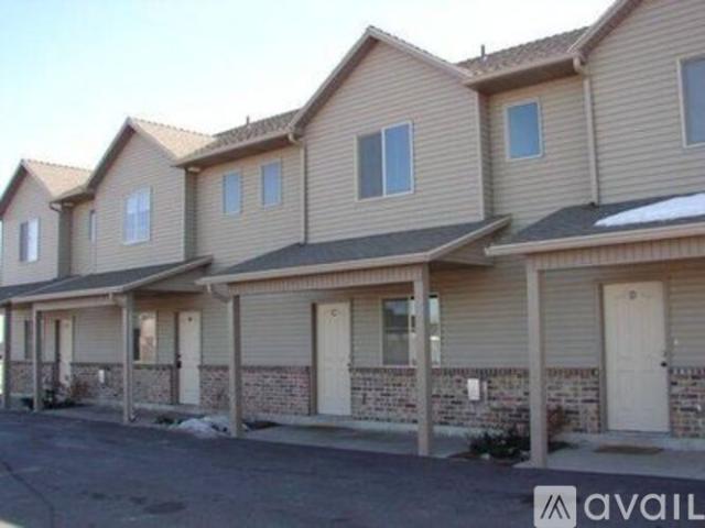 2 BR, 3 BA Apartment 1602 N Stevens Dr, Unit B, Idaho Falls, ID 83401