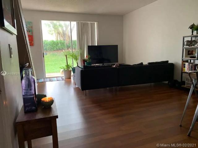 2 BR, 3 BA Apartment 1001 Sorrento Dr, Weston, FL 33326