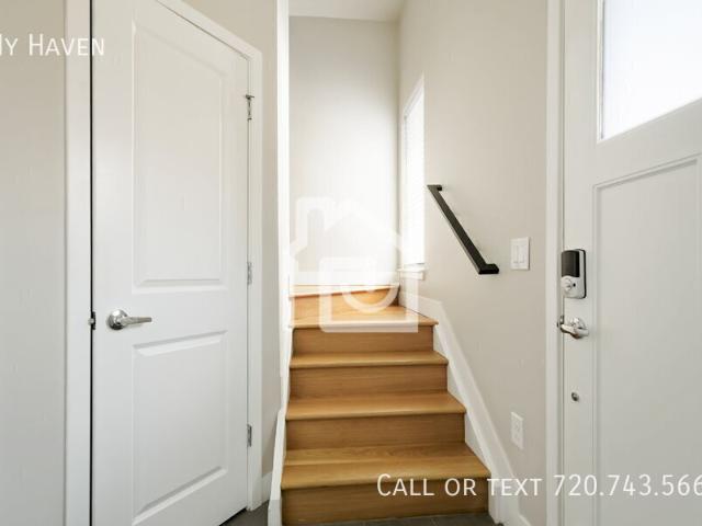2 BR, 3 BA Apartment 2814 Federal Blvd, Denver, CO 80211