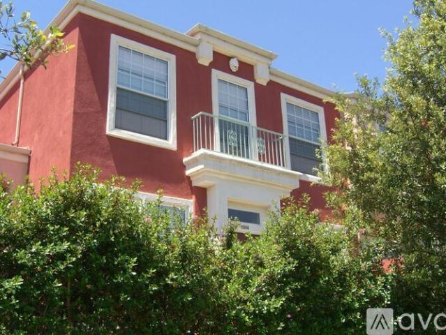 2 BR, 3 BA Apartment 2860 Victoria Ave, Unit none, San Luis Obispo, CA 93401