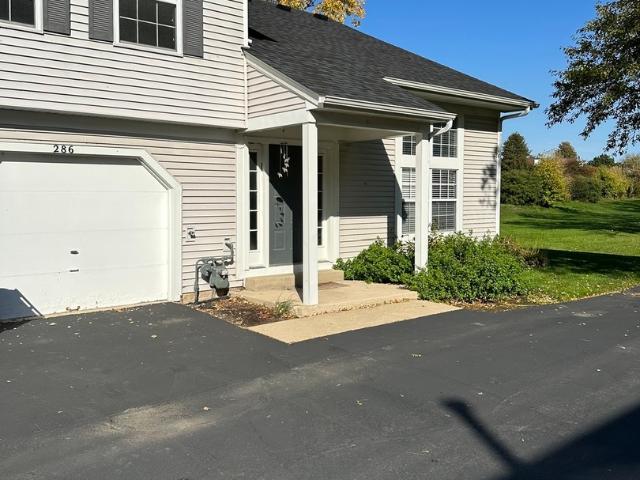 2 BR, 3 BA Apartment 286 Butternut Ln, Streamwood, IL 60107