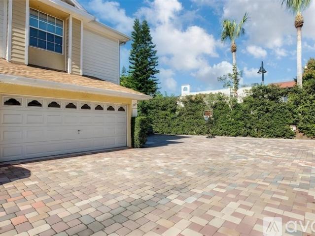 2 BR, 3 BA Apartment 2982 Estancia Pl, Unit 2982, Clearwater, FL 33761