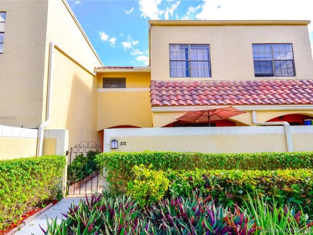 2 BR, 3 BA Apartment 20941 Bay Ct, Aventura, FL 33180
