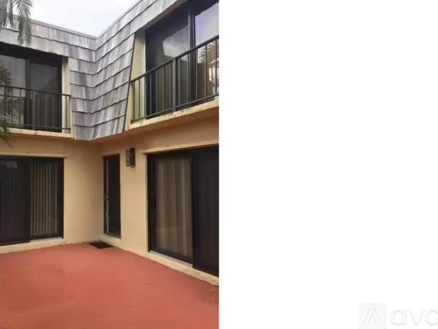 2 BR, 3 BA Apartment 2391 Waterside Dr, Unit Lot 22D, Lake Worth, FL 33411