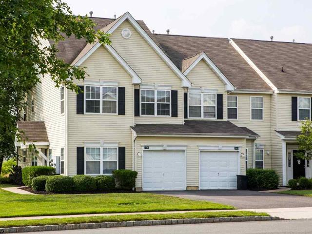 2 BR, 3 BA Apartment 3402 Falcon Court, Mays Landing, NJ 8330