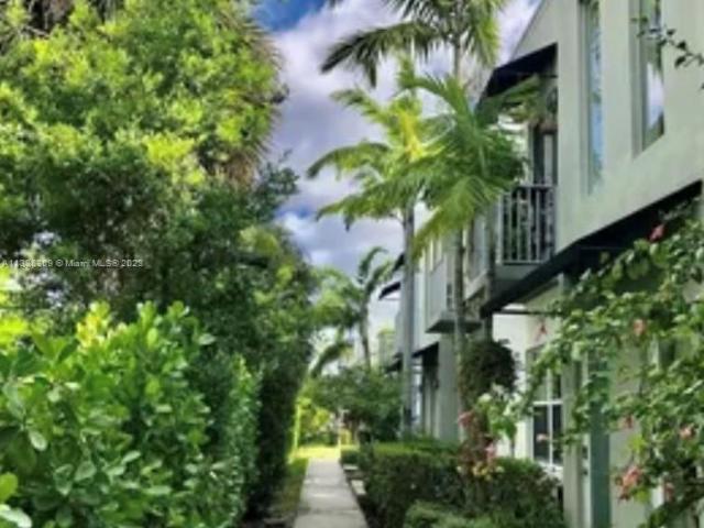 2 BR, 3 BA Apartment 440 Northeast 35th Ct, Oakland Park, FL 33334