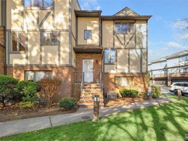 2 BR, 3 BA Apartment 465 Colfax Ave, Clifton, NJ 7013