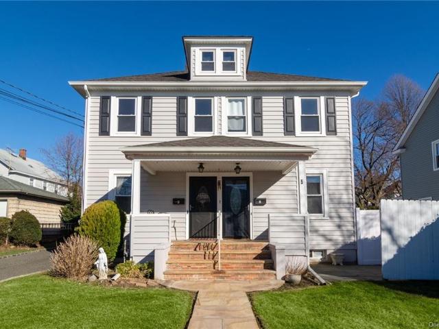 2 BR, 3 BA Apartment 5 Danis Ave, Glen Cove, NY 11542