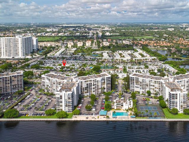 2 BR, 3 BA Apartment 808 Northeast 27th Avenue, Hallandale Beach, FL 33009
