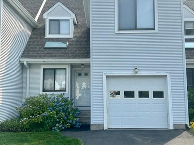 2 BR, 3 BA Apartment 8 Stream Court, Unit Meadow Farms, Farmington, CT 06032