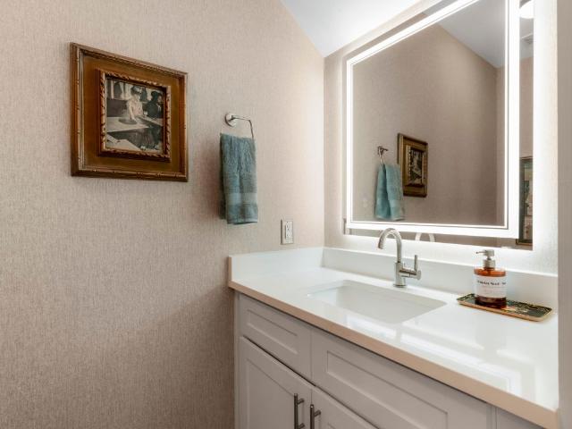 2 BR, 3 BA in Austin