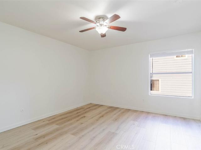 2 BR, 3 BA in Van Nuys