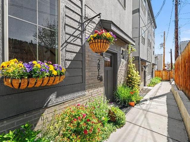 2 Br, 4 bath, Townhouse/Brownstone/RowHouse 2816 Federal Blvd