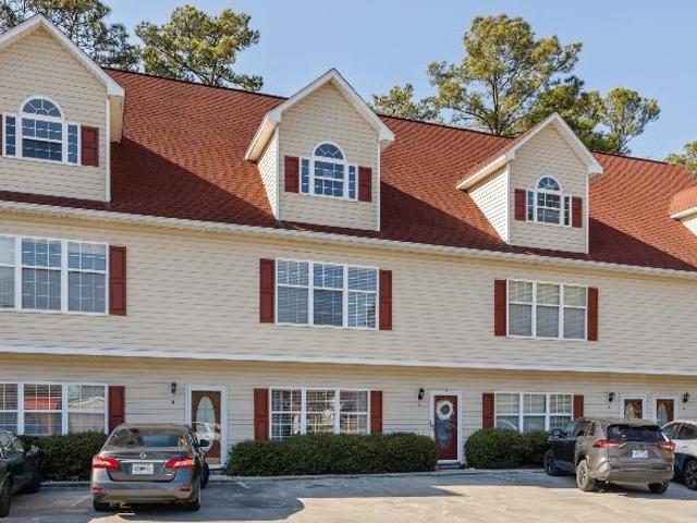 2 Br, 4 bath, Condo 101 Ole Field Cir