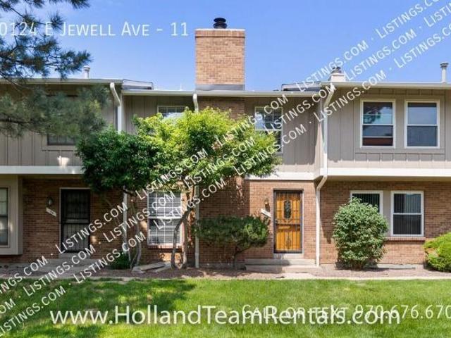 2 Br, 4 bath, Single Family 10124 E Jewell Ave