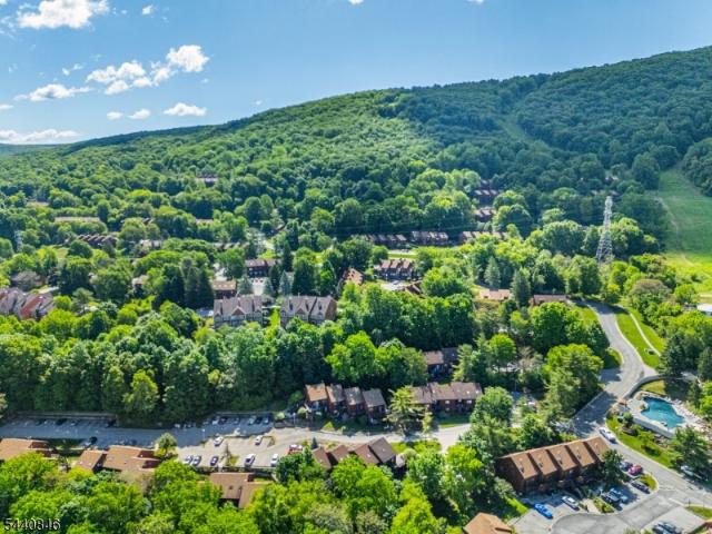2 Brandywine Ct # 9