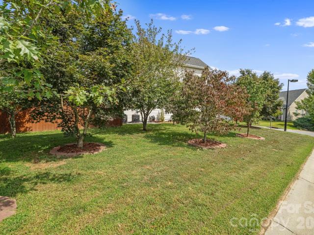 2 Breyerton Ct, Asheville, NC 28804 | MLS #4364