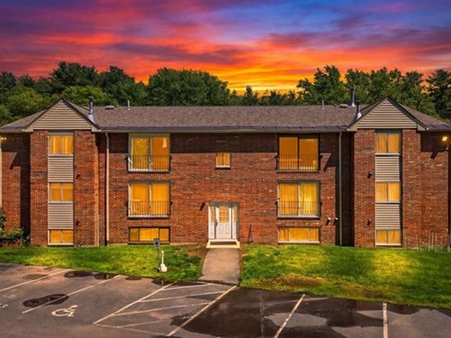 2 Brookside Dr Apt 11, Exeter, NH 03833