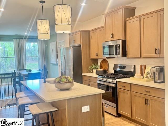 2 Broad River Way, Greenville, SC 29607 | MLS #1588 | Compass