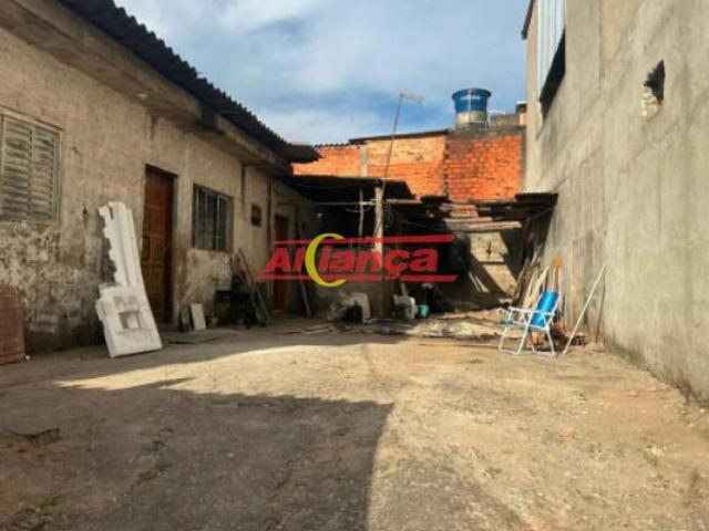 2 Casas no mesmo terreno | 200 m² | 5 vagas | Sítio São Francisco