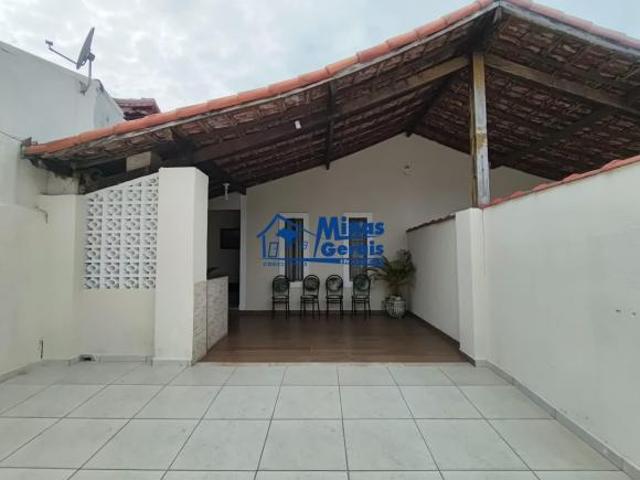 2 Casas no Mesmo Terreno à Venda 283m² Av. Principal do Bairro Cidade Jardim SJC