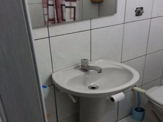 2 CASAS NO MESMO TERRENO, VENHA CONFERIR !