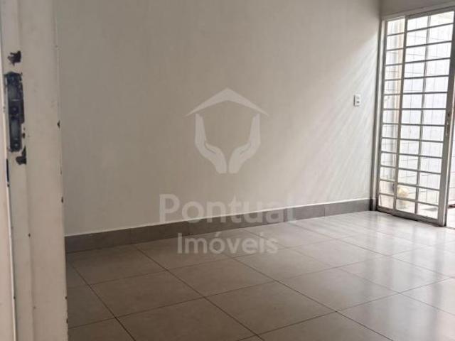2 Casas à venda, com 6 quartos 3 de cada,Tabajaras, UBERLANDIA MG
