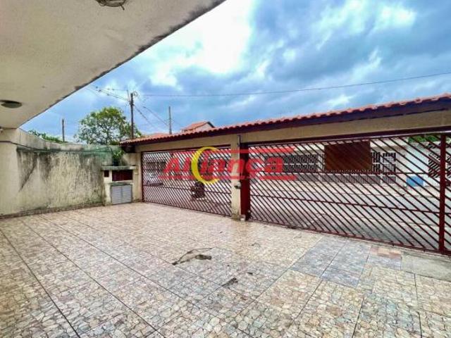 2 Casas a Venda + Terrreno. Excelente Oportunidade!