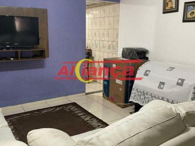 2 CASAS, AMBAS TOTALMENTE INDEPENDENTE NO RES.PARQUE CUMBICA