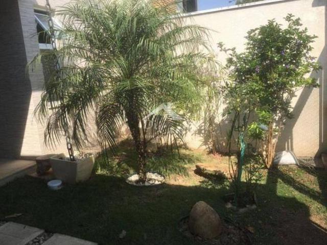 2 Casas, ao lado da Al. Lucas, serve residencial e ou comercial