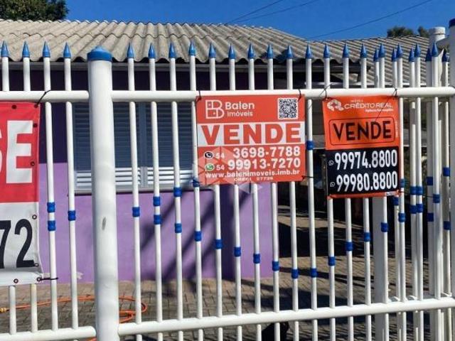 2 Casas com 7 quartos no total no loteamento São Lucas, Desvio Rizzo Caxias do Sul