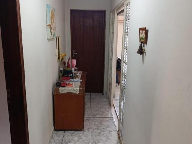 2 casas completas em terreno de 500 m² no Jardim Campos Elíseos – R$ 890 mil