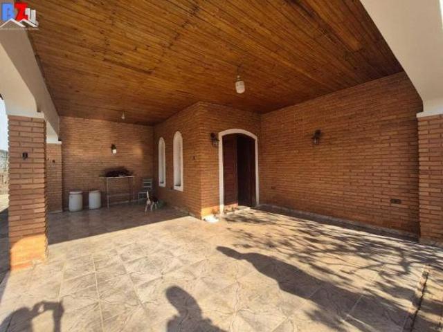 2 Casas em Águia da Castelo, Boituva/SP